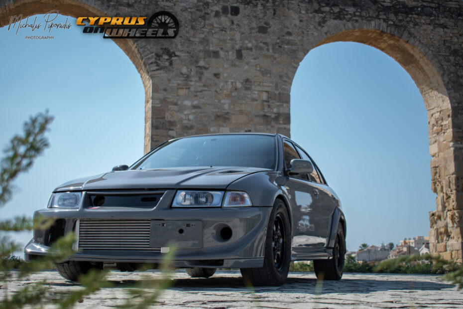 A 1000 whp Mitsubishi Lancer Evolution In Nardo Grey.